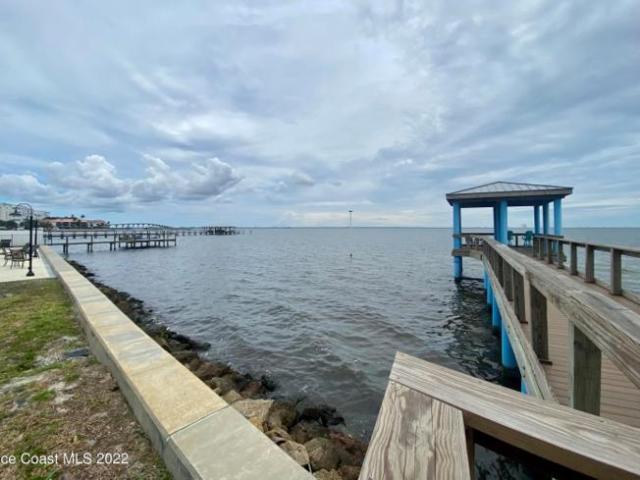 525 Indian River Ave Unit 404, Titusville, FL