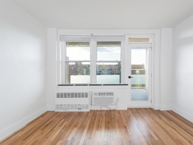 525 Ocean Parkway, Brooklyn, NY