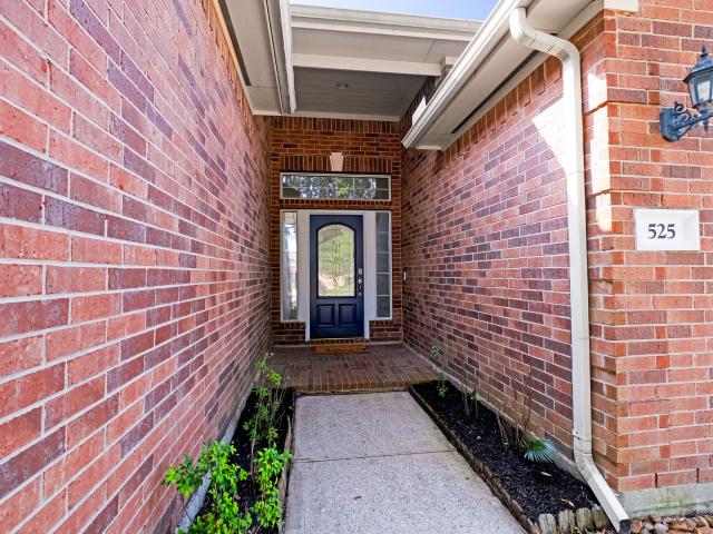 525 Lockland Lane