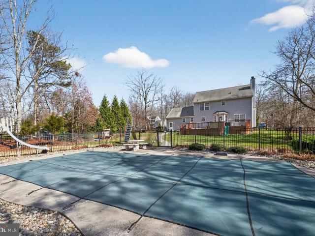 525 Lantern Way