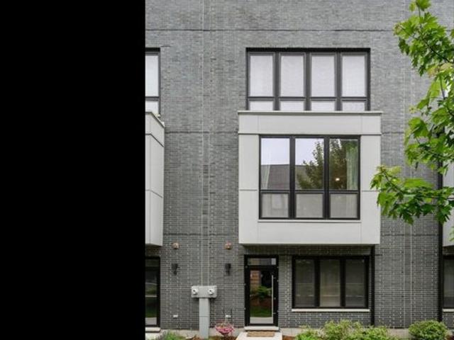 525 N Bishop St Apt 5, Chicago, IL 60642