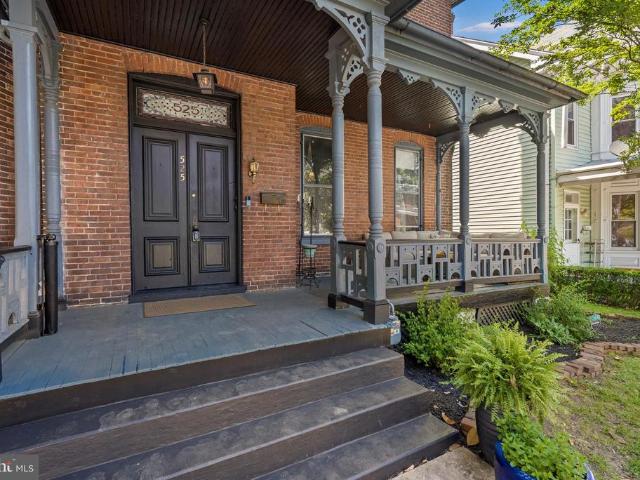 525 N Locust Street