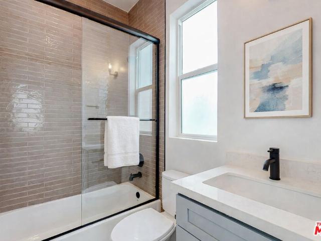 525 N Normandie Ave, Los Angeles, CA 90004 | MLS #26665