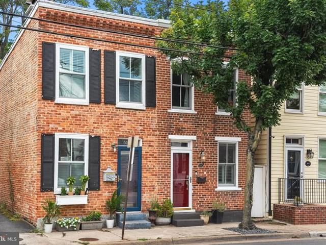 525 N Patrick St, Alexandria, VA 22314