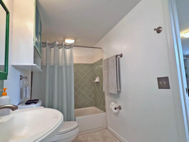 525 NE 27th St, Wilton Manors, FL 33334 | MLS #B26002