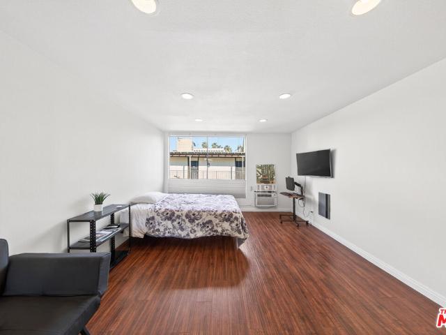 525 S Ardmore Ave, Unit 351, Los Angeles, CA 90020 | MLS #26656 | Compass