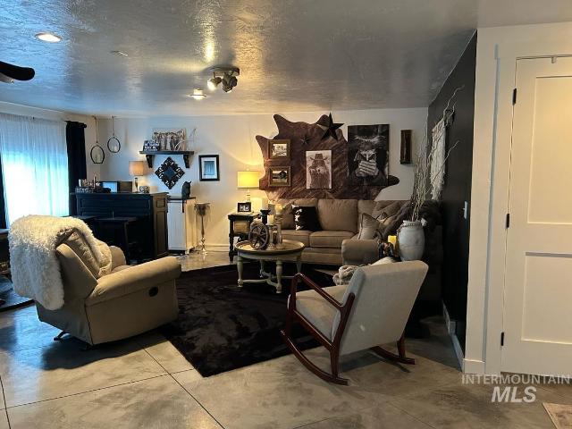 525 S Star Rd