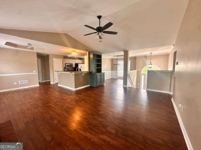 525 San Dra Way