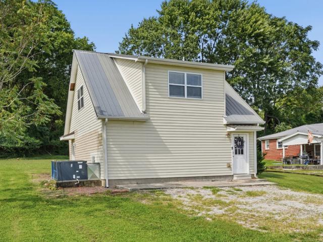 525 Sharp Springs Rd