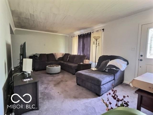 525 Sunset Boulevard