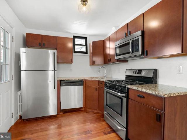 525 R Fitzwater Street # 3
