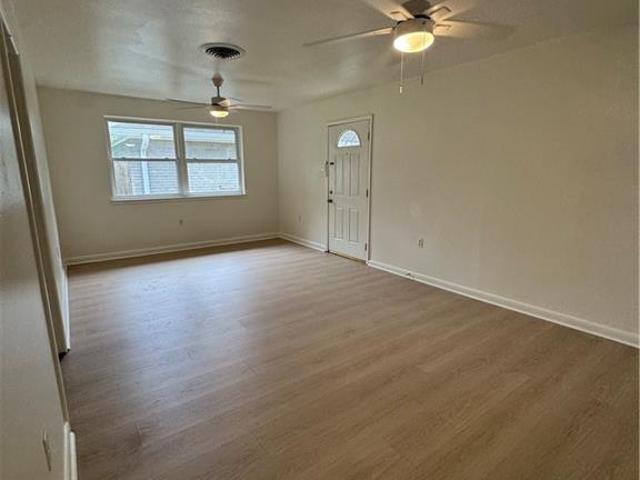 525 W William David Parkway