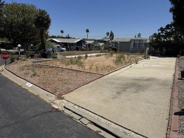 525 W El Norte Pkwy, Escondido, CA 92026