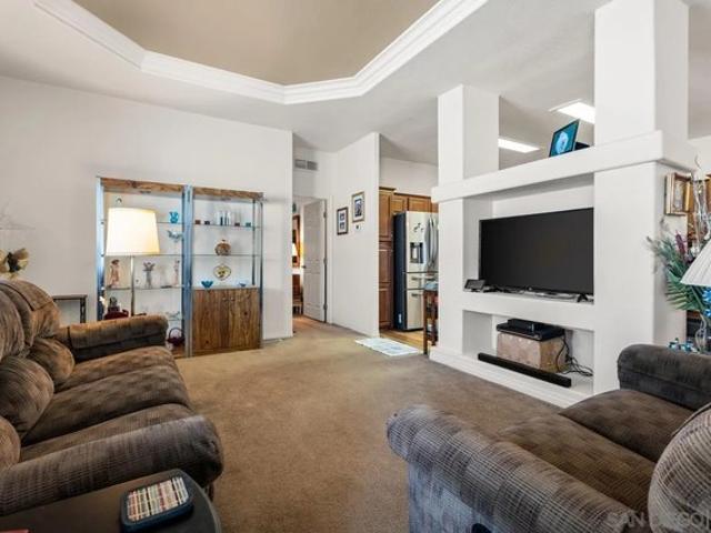 525 W El Norte Pkwy Spc 75, Escondido, CA 92026