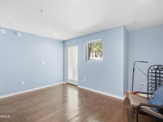 525 w lakeside drive # 124
