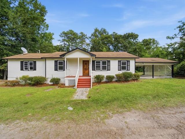 525 W Lowman Rd, Batesburg, SC 29006
