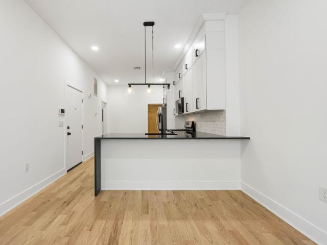 525 Washington St # 1