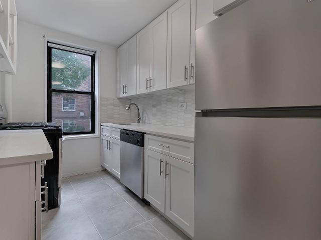 525 West 235th Street, Bronx, NY