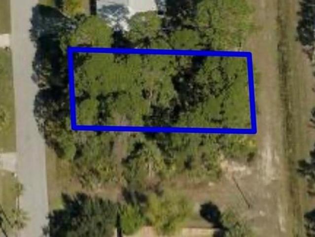 525 Wildwood Ave SW, Palm Bay, FL 32908