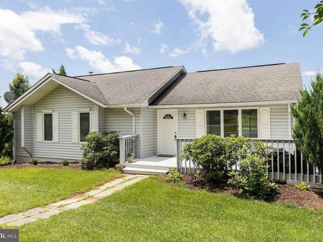 525 Timber Ridge Rd, Capon Bridge, WV 26711