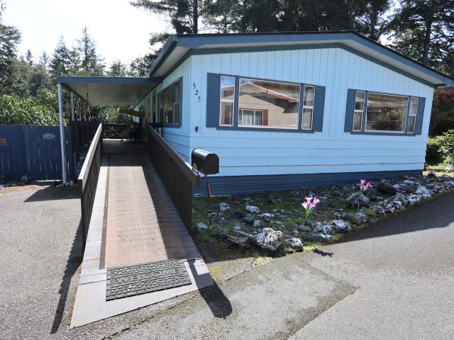 525 Village Pines WAY