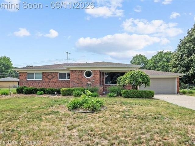 52655 Pappy Ln, Shelby Township, MI 48316