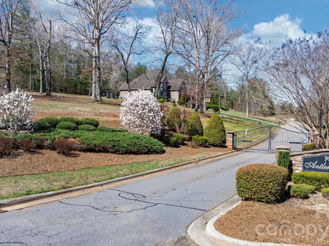 5265 Antler Cove