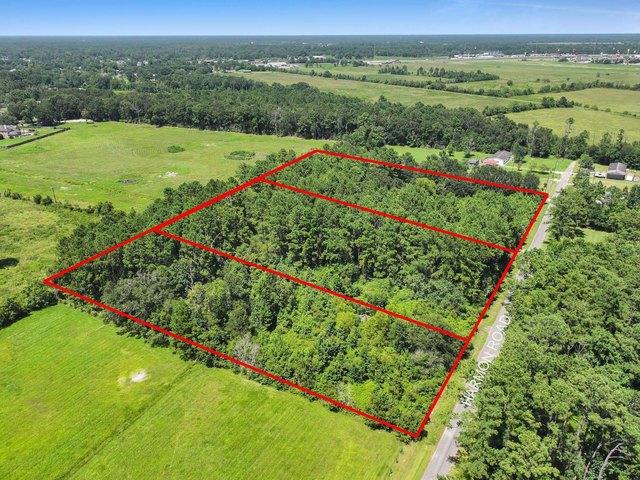 5266 Harmon Rd, Orange, TX 77630