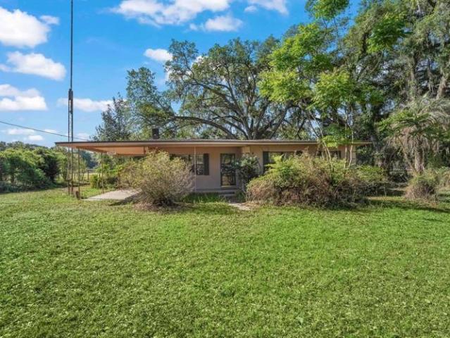 5267 W C 476, Bushnell, FL 33513