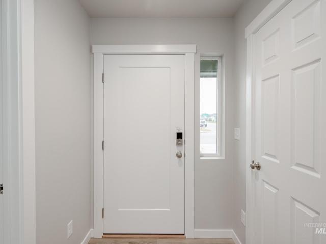 5268 E Open Cyn Dr, Nampa, ID 83687 | Compass
