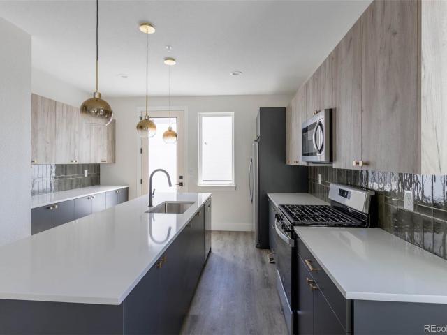 5268 W 16th Street