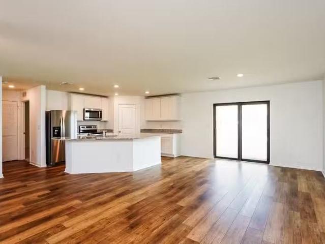 52609987 308 Nw 13th Ter