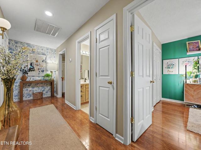 5260 Avery Woods Lane