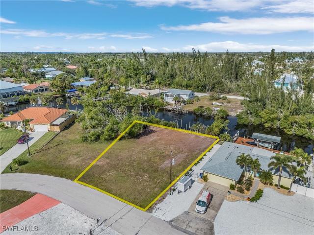 5260 Genesee Pkwy, Bokeelia, FL 33922 | MLS #224089