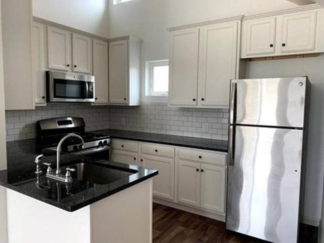 5261 Ridge Avenue 3 Bedroom 2 Baths