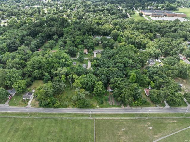 52625 52 Emmons Rd, South Bend, IN 46637 | MLS #202602 | Compass