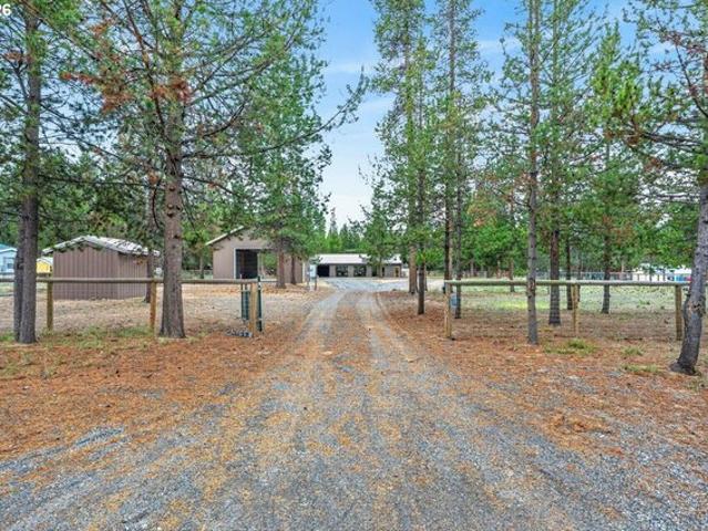 52628 Ammon Rd NE Unit 3, La Pine, OR 97739