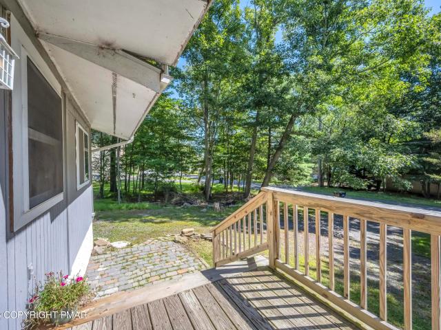 5262 Holiday Drive