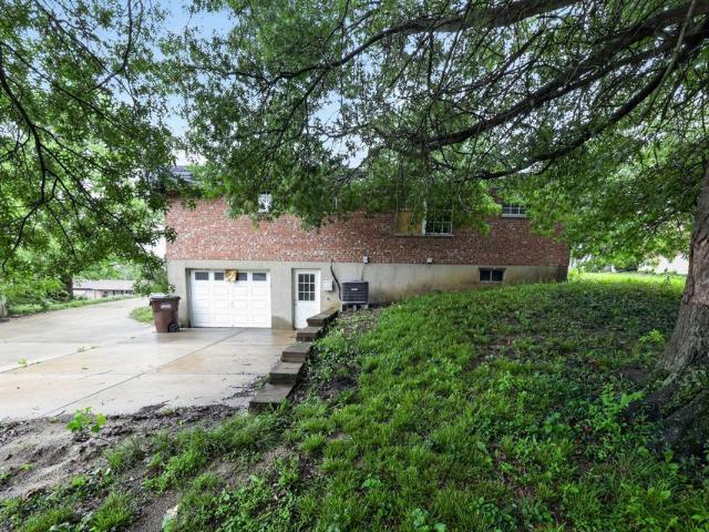 5262 Pioneer Drive