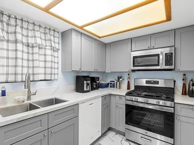 5263 Corinne Court 78