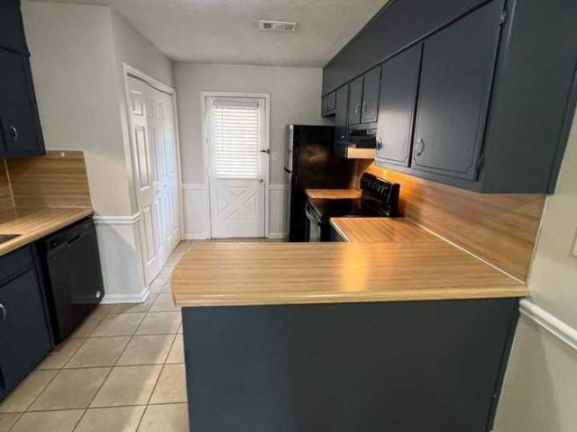 526 528 Charleston Lane 2 Bedroom Apartment for Rent at 526 Charleston Ln, Lawrenceville, GA 30046