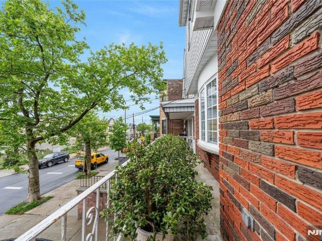 526 A Liberty Avenue, Jersey City, US, NJ