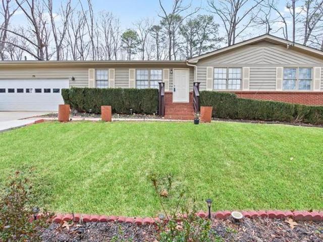 526 Birch Ln, Lawrenceville, GA 30044