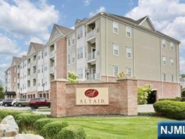 526 Bushes Ln, Elmwood Park, NJ 07407 | MLS #26010 | Compass