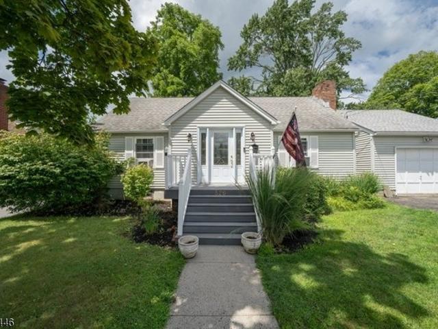 526 Grand Ave, Hackettstown, NJ 07840