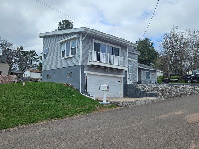 526 E Bundy St, Ironwood, MI 49938