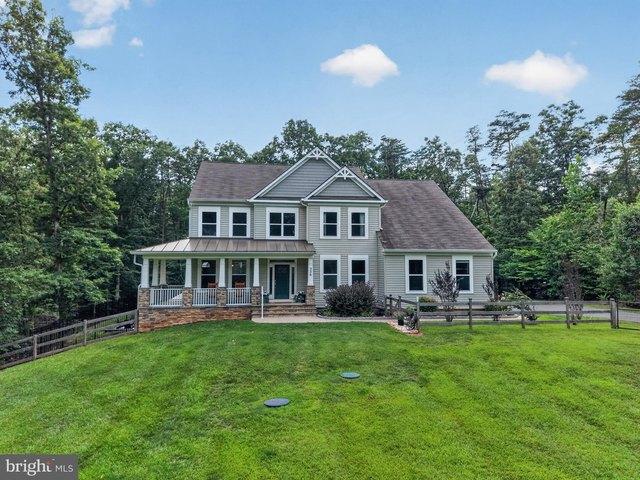 526 Fair Havens Ln, Fredericksburg, VA 22406