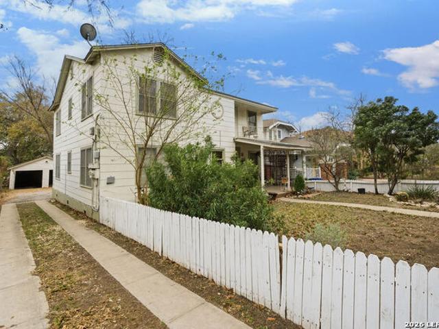 526 Fulton
