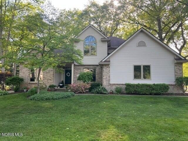 526 Kitlou Ct, Holland, OH 43528