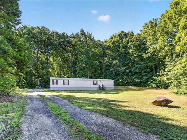 526 Kindley Rd, Thomasville, NC 27360